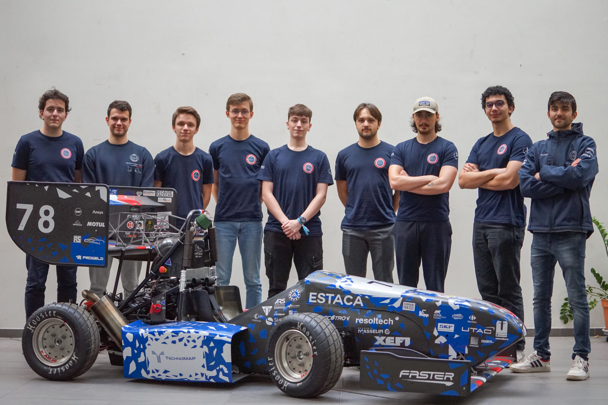 Découvrez notre équipe motivée - ESTACA Formula Team